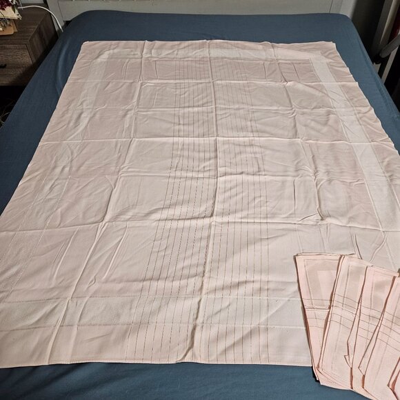 Unknown | Dining | Vintage Rectangle Tablecloth 6 Napkins Cloth Light ...